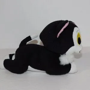 Disney | Toys | Disney Pinocchio Figaro Black White Laying Cat 8 Plush ...